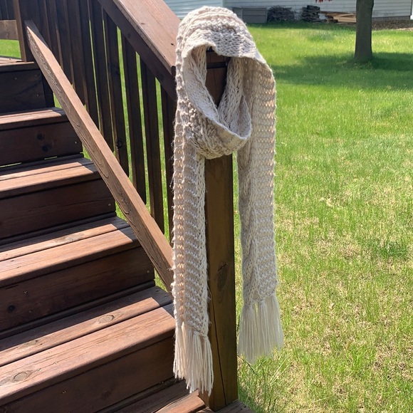H&M | Accessories | Chunky Knit Hm Scarf | Poshmark